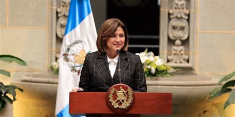 Vicepresidenta La ética es una brújula moral que nos puede guiar para actuar siempre pensando