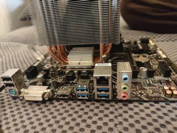 Pirkti Gigabyte Z370M DS3H Intel Z370 Micro ATX DDR4 LGA1151 1 X PCI E