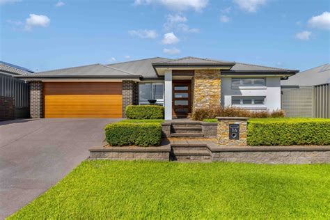 16 Quince Street Gillieston Heights Nsw 2321 Domain