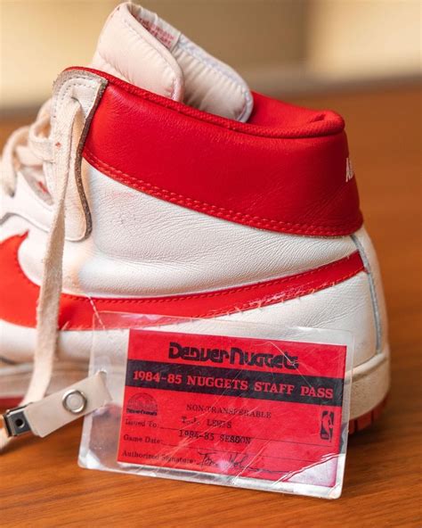 Prezzo Record Per Un Paio Di Scarpe Di Michael Jordan Vendute A Più Di