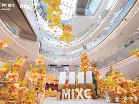 2019桂林万象城开业新春变装美陈设计（项目实景照）掏泥老师套猴子 站酷zcool