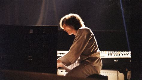 Elo Keyboardist Richard Tandy Dies Wgau