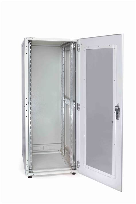 Серверный шкаф IPCOM С-33U-06-10-ДС-ПГ | интернет-магазин IPCOM