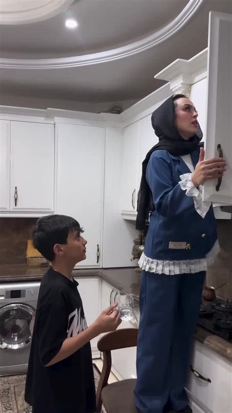 ارشـامی داستان کوتاه 🤪🤪وقتی رفیقم مبینا مادر میشه😂😁 Mobi فیلم ویسگون