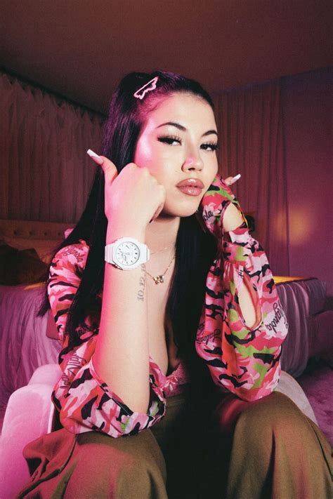 Anna Prosegue Il Successo Della Rapper Con Gasolina