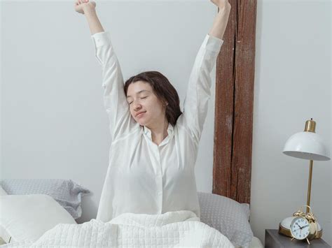 «Не стримуйтеся чому варто позіхати та потягуватися навіть якщо соромно