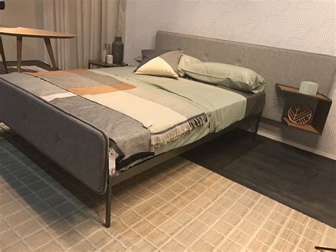 Avoiding The Bed Facing Door Position In Feng Shui Design