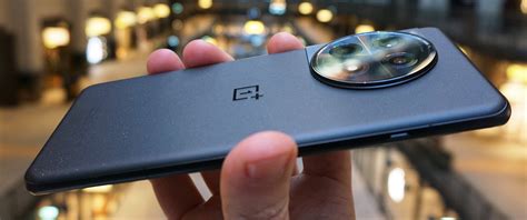 Oneplus R Review Long Lasting Eye Popping Techradar