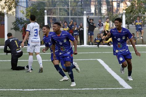 São Caetano derrota Santo André por 1 a 0 e conquista o título do