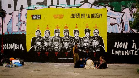 En video En París réplica del mural Quién dio la orden Reacción