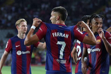 برشلونة يعاني أمام قادش ويهزمه بهدفين متأخرين صحيفة الخليج