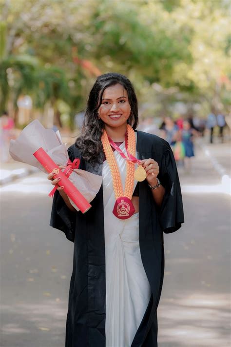 Nipuni Nanayakkara On Linkedin Graduation Rajaratauniversity Informationtechnology Bitsa…