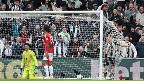 Manchester Uniteds Worries Pile Up As Andre Onana Replacement Fails On