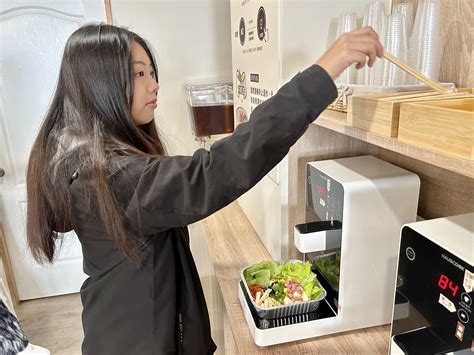 中部首家24小時無人拉麵店「韓金湯匙」插旗東海商圈｜新聞｜豐雲學堂
