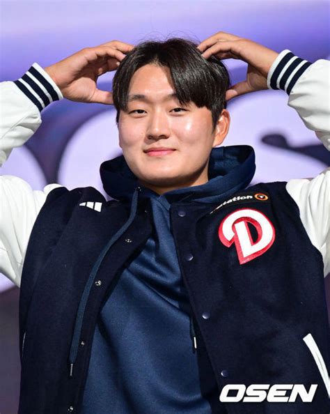 ‘타율 1할4푼3리 19세 루키에 벌벌 떤 백전노장 “타도 김택연” 외치자“그럼 더 전력으로 던질 것” 응수하다 미디어데이