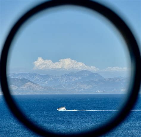 Двама българи с моторна лодка са ударили водолаз край гръцкия остров Самотраки