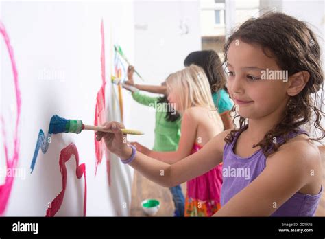 Gruppe Von Mãdchen Fotos Und Bildmaterial In Hoher Auflösung Alamy