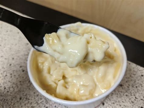 Review Arby S White Cheddar Mac N Cheese
