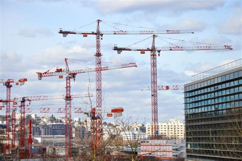 Differences Between A Real Estate Developer Vs A Real Estate Investor