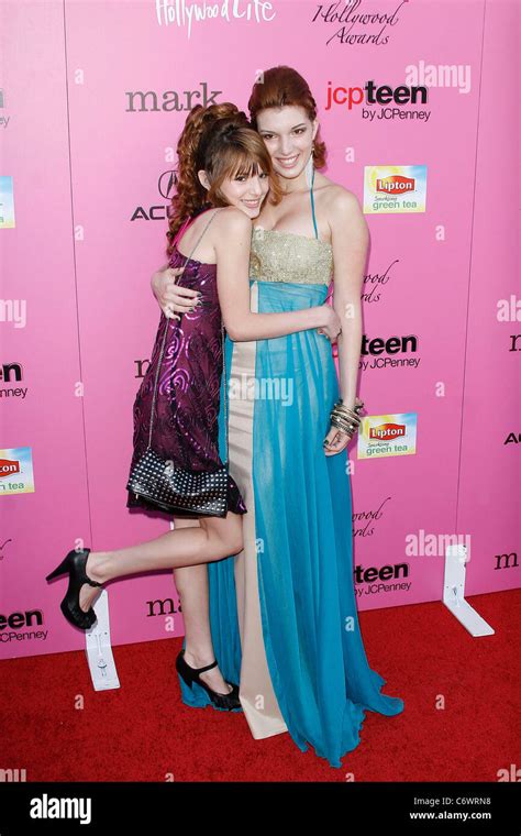 Bella Thorne Et Dani Thorne La 12e édition Annuelle Des Prix Jeunes