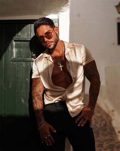 Inspiration Ivan Bustini Monday Xyz