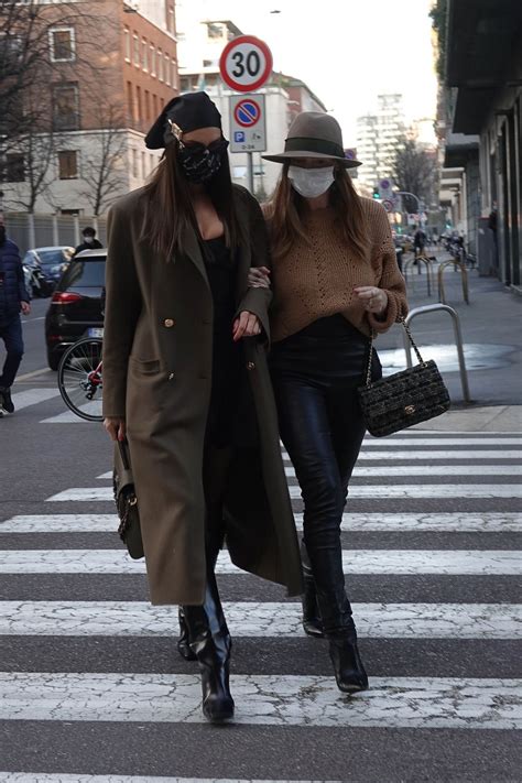 Irina Shayk Looks Chic In A Versace Getup In Milan 03012021 • Celebmafia