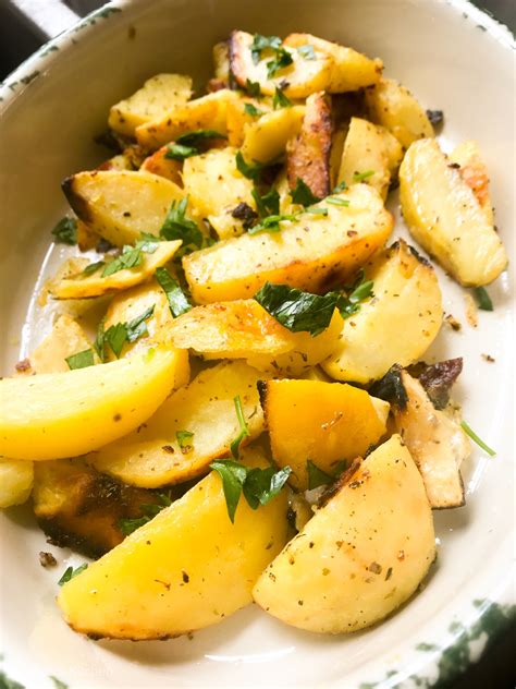 Greek Style Lemon Roasted Potatoes Vayias Kitchen