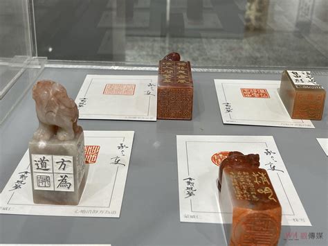 觀傳媒 中彰投新聞 影／新世代藝術創作者打破舊視覺經驗 推出書法篆刻展