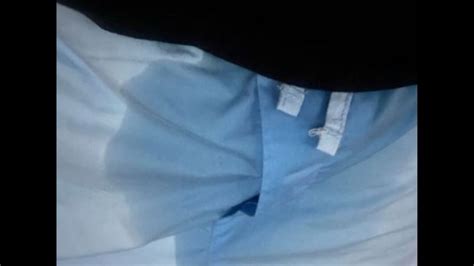 Man Pees His Pants At Bryan Adams Mumbai Concert Bashes Organisers