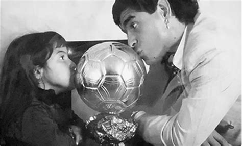 Gianinna Maradona Le Dedicó Una Carta Abierta A Diego A Pocos Días Del
