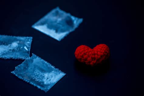 教員が大麻・薬物で逮捕されたら？免許を剥奪されることはある？｜刑事事件弁護士アトム