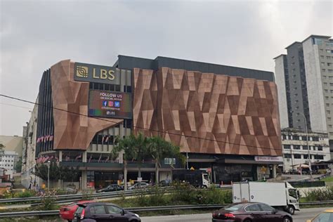 After over a decade, LBS Bina exits investment in Zhuhai motor racing ...