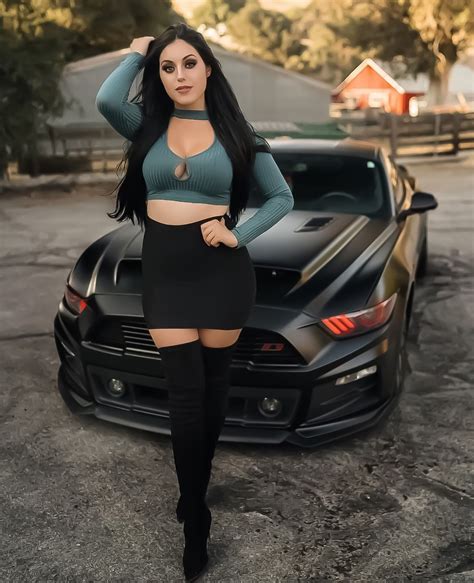 Mustang Girl Ford Mustang Ferrari Lamborghini Audi Porsche Rolls