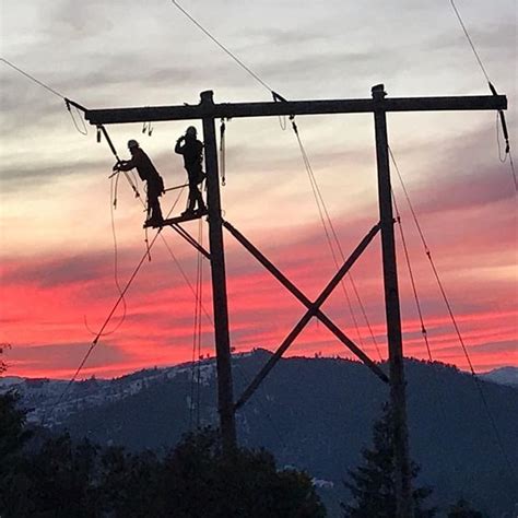 Linemanmeme Electrical Lineman Tower Climber Power Lineman Powerline Electric Power