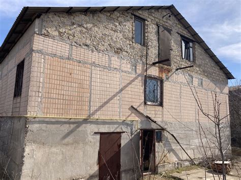 Дом 2 х этажный 12 000 Продаж будинків Широке на Olx