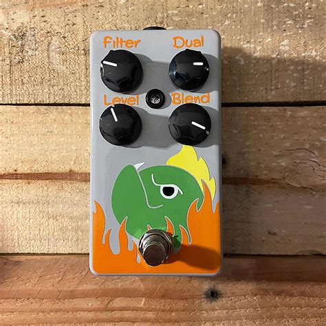 Gup Tech Bff Bass Fire Fuzz Gray Reverb