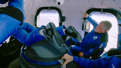 In A Blue Origin Rocket William Shatner Finally Goes To Space The