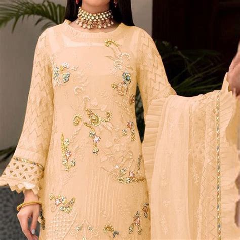 Chikoo Floral Sequins Embroidered Work Georgette Pakistani Suit