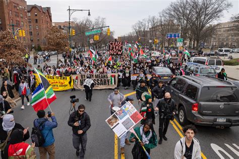 Pro Palestine Demonstrators Take Their Message To Museums