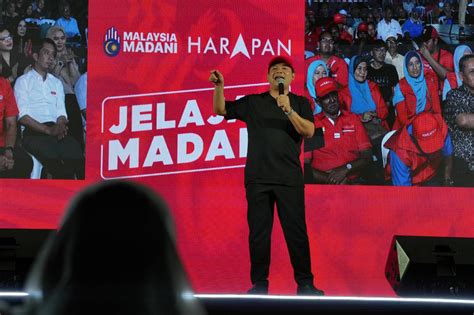 Rafizi “laughable To Compare Sanusis Arrest To Anwars”