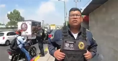 Video Policía De Cdmx Es Grabado Pidiendo Mordida A Motociclista