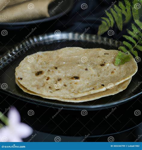 Indian Chapati Flatbread Stock Illustration Illustration Of Icing
