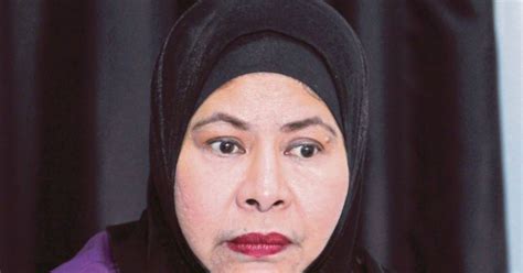 Tolonglah Bagilah Saya Berlakon Mak Wan Latah Harian Metro