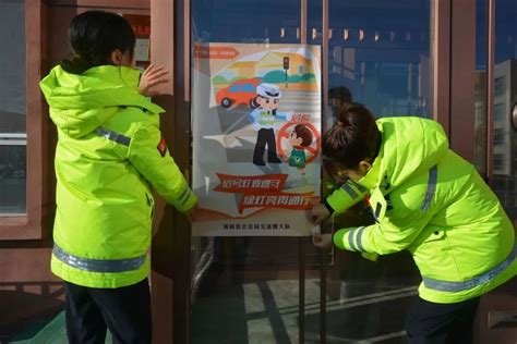 “幼”见交警 平安“童”行｜白城警方开展“知危险、会避险”主题宣传活动澎湃号·政务澎湃新闻 The Paper