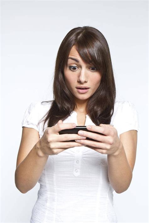 Men Who Stare At Breasts You Wont Believe How Sexist This New App Is