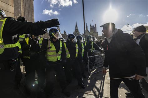Photographing Armistice Day In London As Far Right Thugs Attack Police