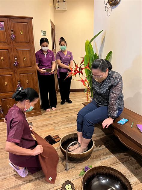 ศบส ที่ 1 ตรวจประเมินมาตรฐานสถานประกอบการ เพื่อสุขภาพเข้าสู่มาตรฐานสากล ในเขตสุขภาพที่ 1