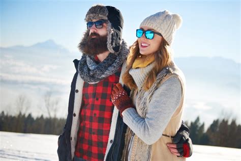 Fight The Glare Of The Snow Using Polarized Sunglasses Mass Vision