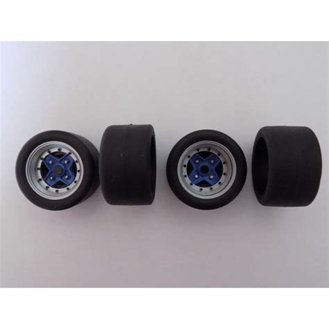 Jeu de 4 roues Gotti 073A avec Pneus Slicks 1 18ème mfcreationminiatures
