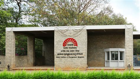 Iim Bangalore Introduces Its First Hindi Mooc Course On Esg And